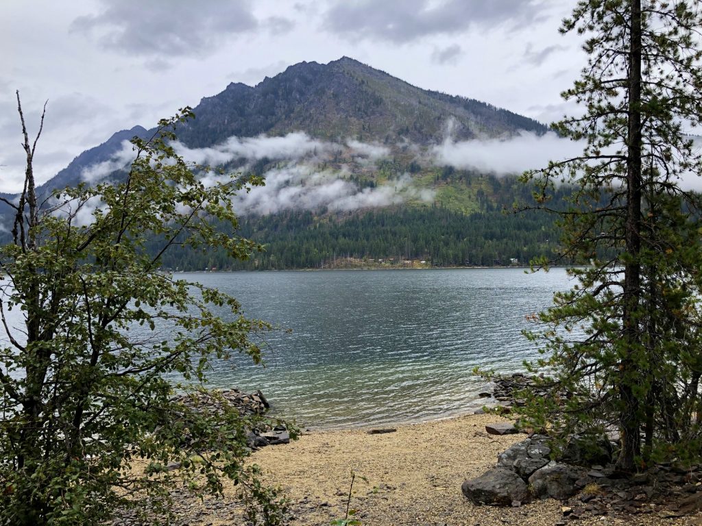 Paddling Lake Wenatchee – Wenatchee Outdoors